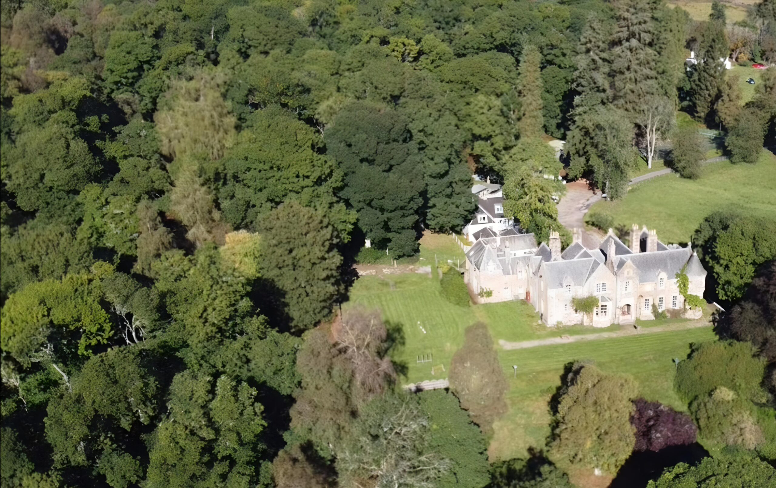 School Contact Details - Moore House Group